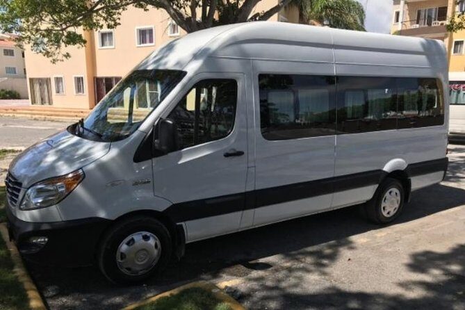 Transfer Santo Domingo - Punta Cana Private - The Pros and Cons: A Balanced View