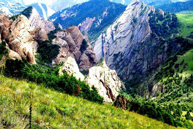 Trekking in Alay Mountains including Alay Valley - What Makes This Tour Stand Out?