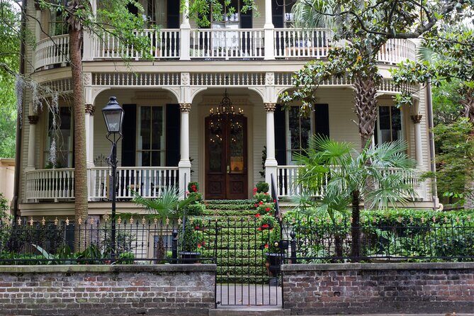 True Crime Walking Tour in Savannah - Detailed Breakdown of the Itinerary