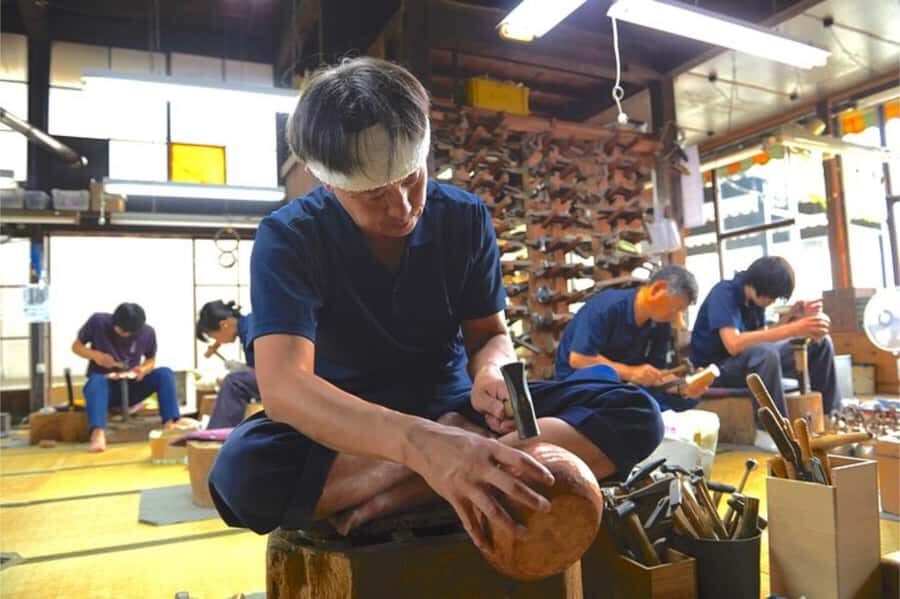 Tsubame Sanjo: Private Factory Tour with Guide & Vehicle - Exploring the Itinerary: What You Can Expect
