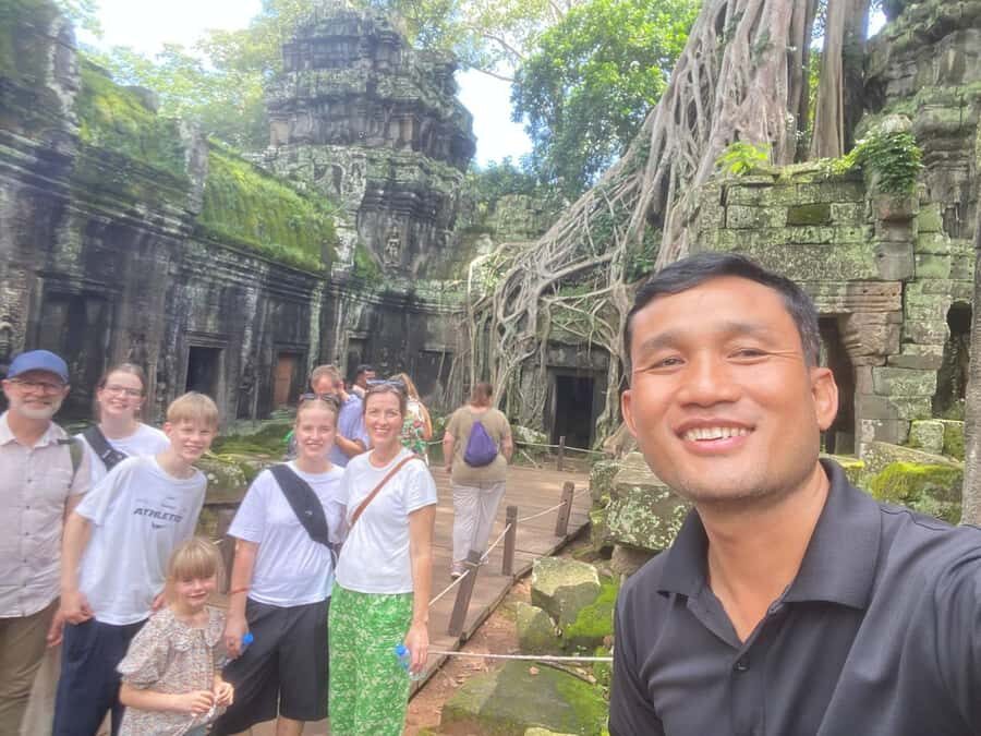Tuk Tuk Angkor Wat Tours With Sunrise or Sunset - Detailed Itinerary Breakdown: What Youll Experience