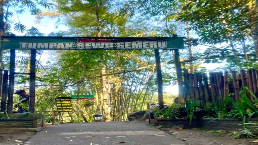 Tumpak Sewu: Private One-Day Trip from Surabaya or Malang - The Experience of Visiting Tumpak Sewu