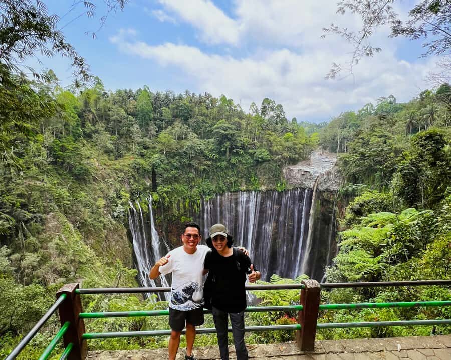 Tumpak Sewu & Rainbow Village: 1 Day Private Tour with Lunch - Authentic Experiences and What Travelers Say
