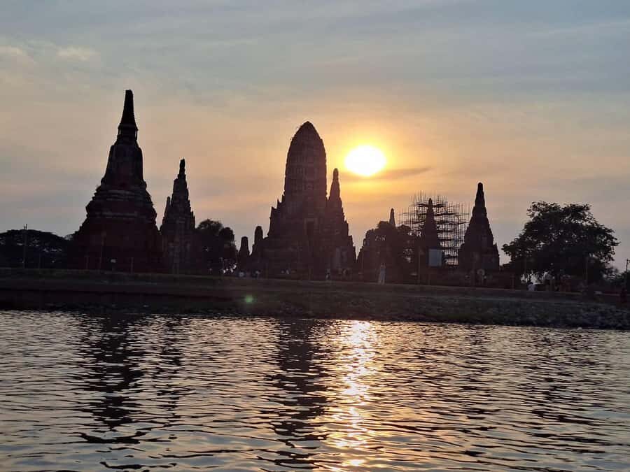 Twilight Tour of Ayutthaya: Big Buddha & Scenic Boat Ride - Why This Tour Stands Out