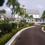 Two-hour Tour and Beach Break Family Groups only - Transportation and Group Size