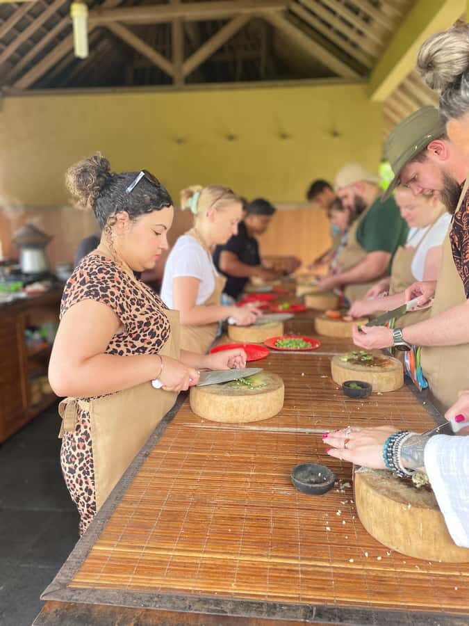 Ubud: Cooking Class with Market Visit and Hotel Pickup - Why This Tour Offers Good Value