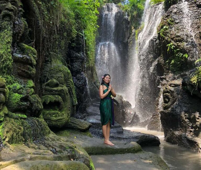ubud griya beji waterfalls : purification ceremony - The Experience at Griya Beji Waterfalls