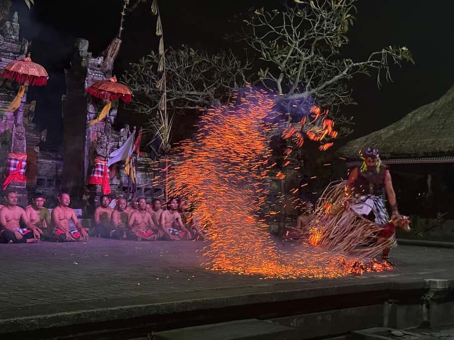 Ubud: Kecak & Fire Dance Show at Batubulan Village - Why This Tour Offers Good Value