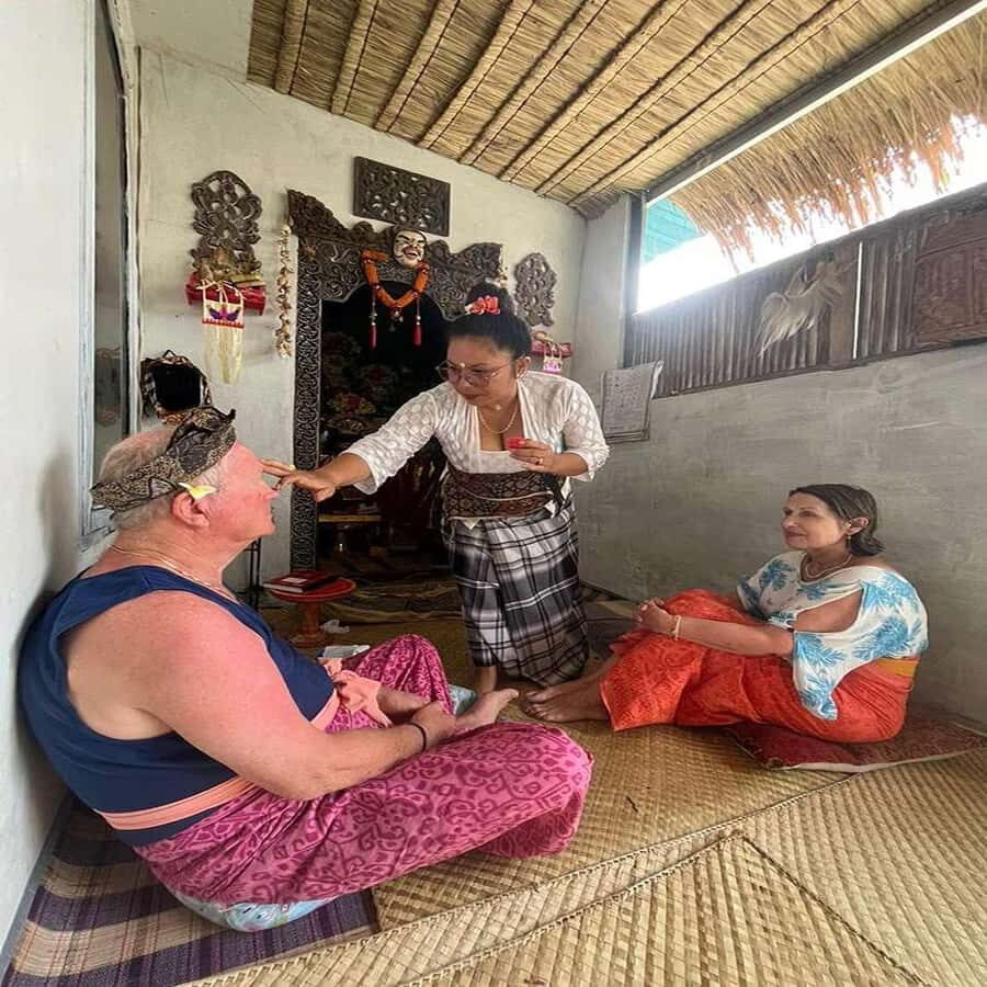 Ubud: Palm Reading and Blessing by Balinese Spiritual Healer - The Location and Meeting Point
