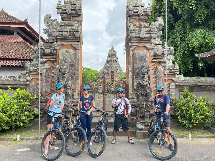 Ubud: PRIVATE E-bike Tour inside Rice Field with meal & pool - The Itinerary in Detail