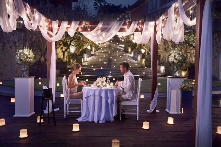 Ubud: Romantic 6-Course Candlelight Dinner in Ubud Valley - The Setting: A Private Tree Deck in a Luxury Resort