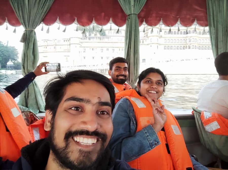 Udaipur: Ghats Guided Walking Tour with Boat Ride Experience - A Walk Along Udaipur’s Historic Ghats