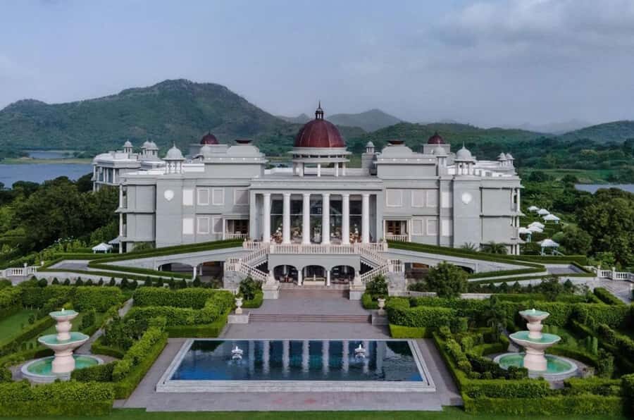 Udaipur Private City Tour by Tuk-Tuk or Car - Who Should Consider This Tour?