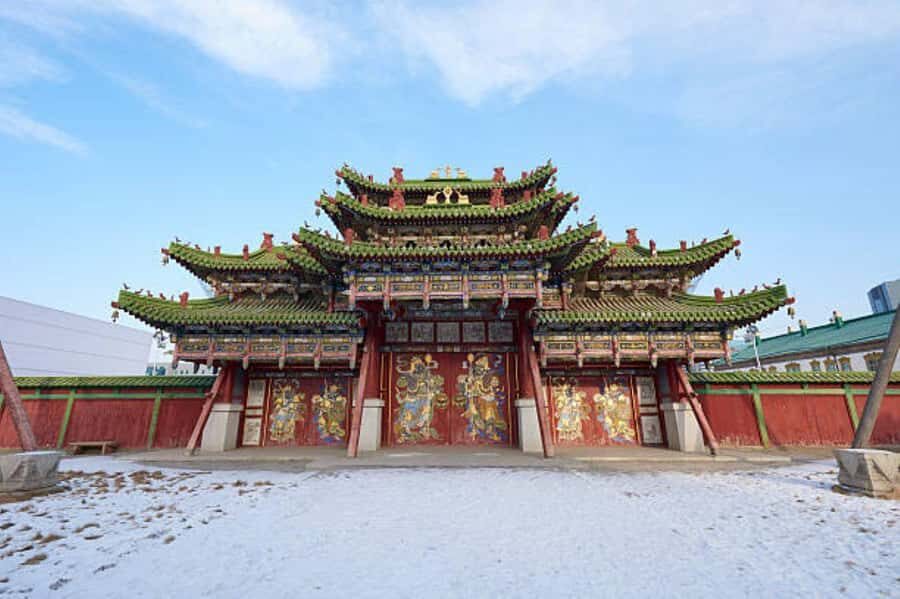 Ulaanbaatar: Skiing and Sightseeing Customizable Tour - What Makes This Tour Stand Out?