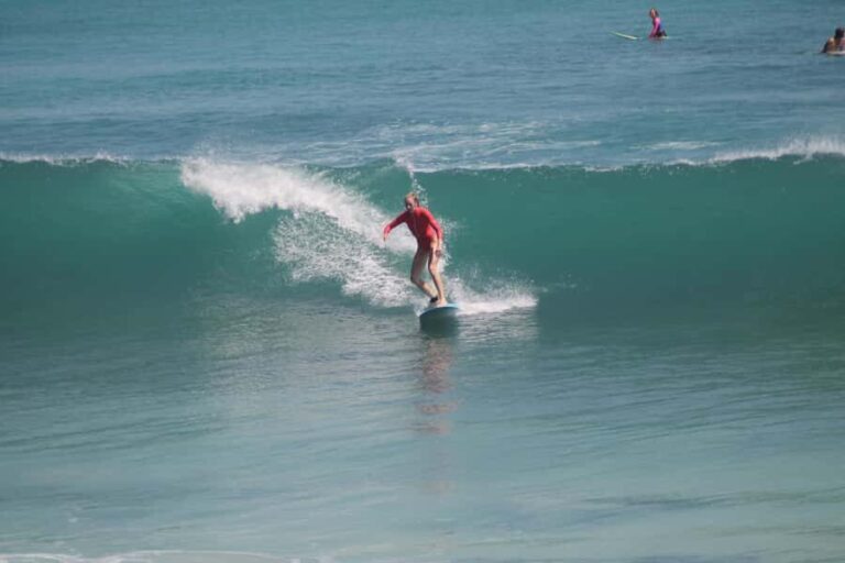Uluwatu: LEARN AND IMPROVE SURF FOR ALL LEVELS - Meeting Your Instructor and Getting Ready