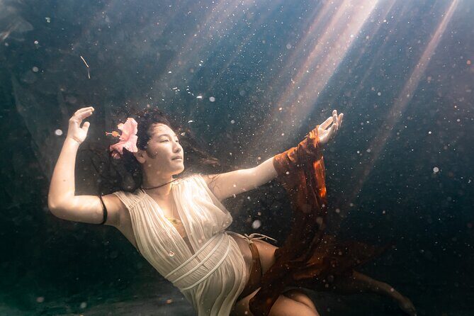 Underwater Photoshoot Experience in Tulum Water Photo Studio - The Experience in Action