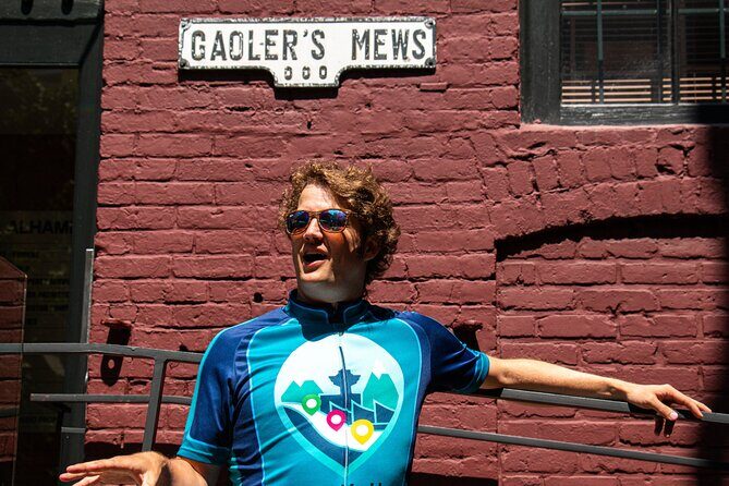 Vancouver Coal Harbour and Historic Gastown Walking Tour - Practical Details & Value