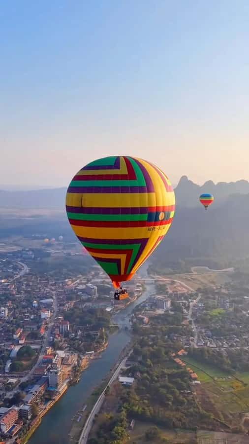 Vang Vieng Kayaking + Hot Air Balloon Experience - Key Points