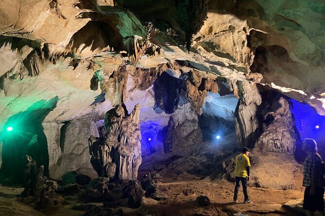 VangVieng Climbing and Ballon Area (Departure from Vientiane) - The Experience in Practice: Insights from Reviews