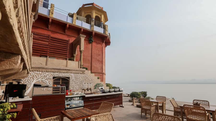 Varanasi: Morning Sunrise visit with Traditianal Breakfast - How This Tour Compares in Value