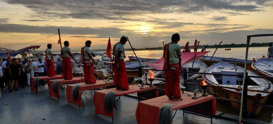 Varanasi & Sarnath: Full-Day Tour with Ganges Boat Ride - Practical Details and Considerations