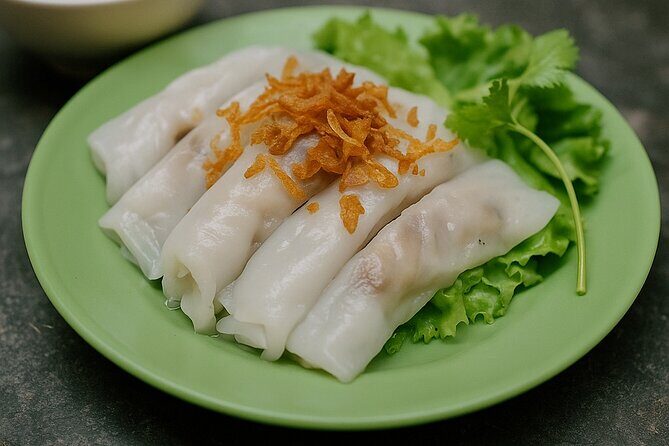 Vegan and Halal Food Tour with a Local Guide - The Experience: What You Can Expect