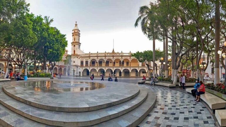 Veracruz: Panoramic Sightseeing City Bus Tour - A Closer Look at the Stops