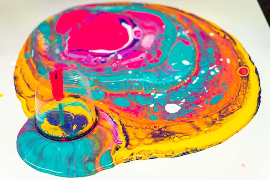 Vibrant Adult Art Party in Los Angeles - What to Expect at a Shot of Art Party