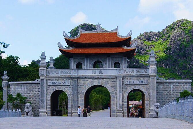 Vietnams Heritage Cave exploring in Hoa Lu, Tam Coc, and Mua - Who Will Love This Tour?