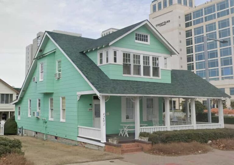 Virginia Beach Boardwalk Historian-Guided Tour - Exploring Virginia Beachs Coastline Through History