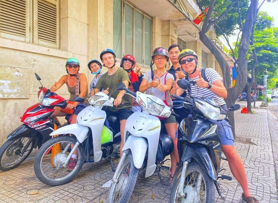 Visit 5 Districts & The Hidden Gems In Saigon By Motorbike - A Well-Curated Itinerary: What You’ll See and Do
