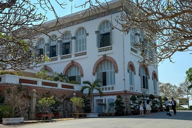 Vung Tau City Private Shore Excursion with Local Guide - Iconic Landmark: The Jesus Christ Statue