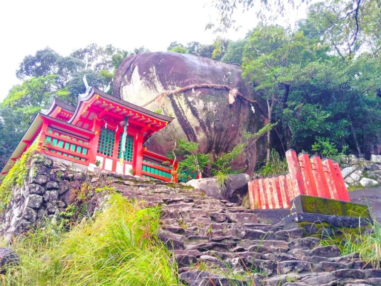 Wakayama: Sacred Journey to Kumano Hayatama and Kamikura - Kumano Hayatama Taisha: Gateway to Spiritual Renewal
