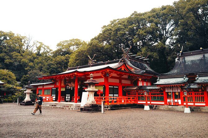 Wakayama: Sacred Journey to Kumano Hayatama and Kamikura - Ascending to Kamikura Shrine