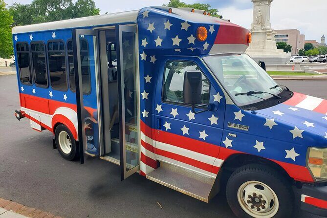Washington DC Memorials Guided Small Group Heated Minibus Tour - The Guided Experience