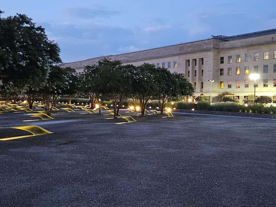 Washington, DC: Private Evening Tour with Hotel Pickup - The Learning & Atmosphere
