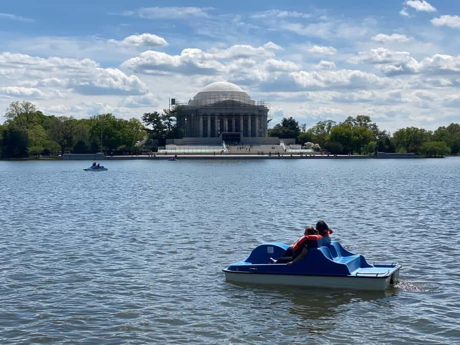 Washington DC: Tidal Basin Pedal Boat Rental - What to Expect During Your Paddle Boat Ride