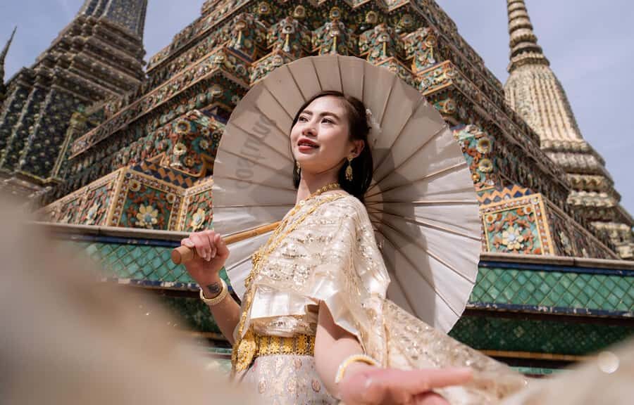 Wat Pho: Traditional Thai Costume Photoshoot - Who Will Love This Tour?