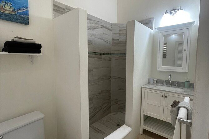 Weekend Getaway in St Lucia with Villa Stay and Day Sail - Who Will Love This Tour?