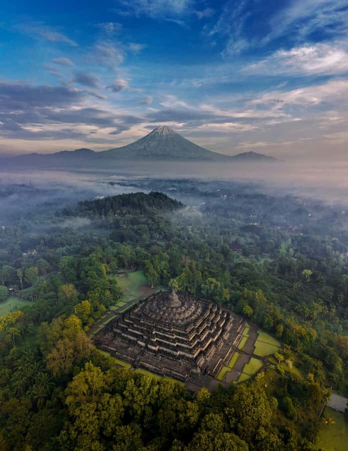 "Wonders of Java: Borobudur and Prambanan" - What Makes This Tour Special?