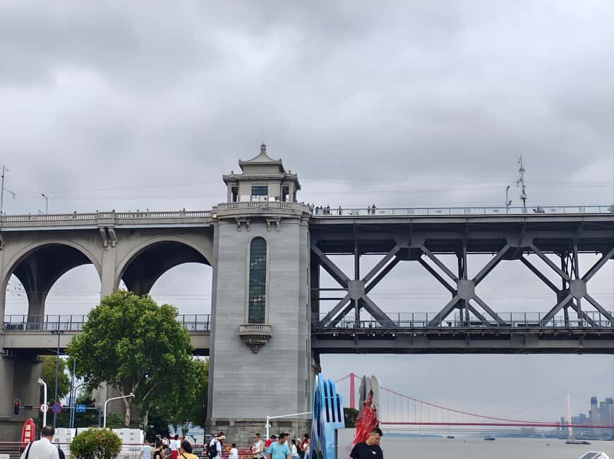 Wuhan: Guided Tour Yellow Crane Tower, Bridge, and Monastery - Exploring Wuhan’s Top Sights