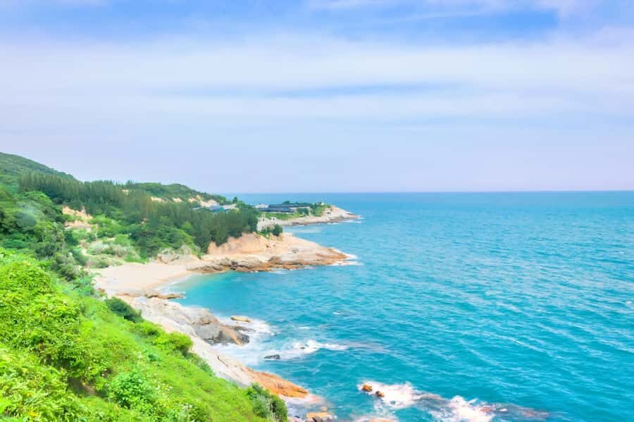 Xiamen: Dongshan Island Tour with Lunch and Guide - Evaluating the Value