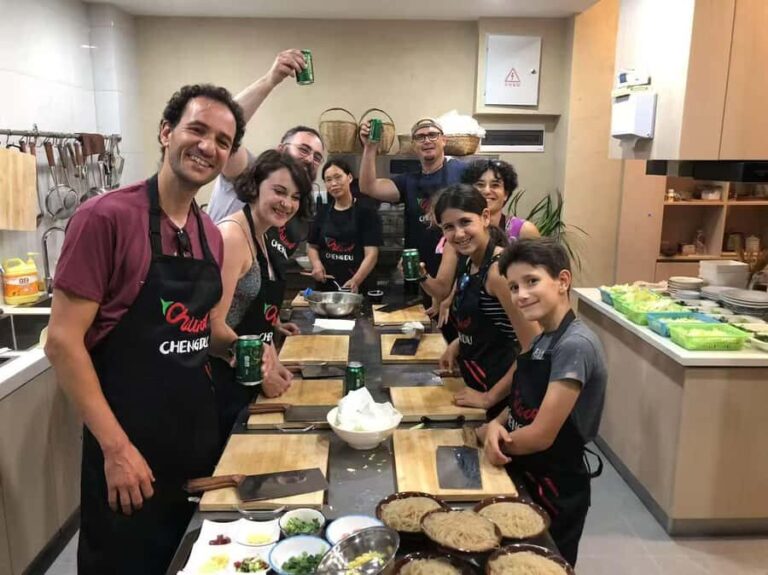 Xi'an Biangbiang Noodles Cooking Class + Spice Market Visit - The Practical Details: Transportation, Group Size, and Value