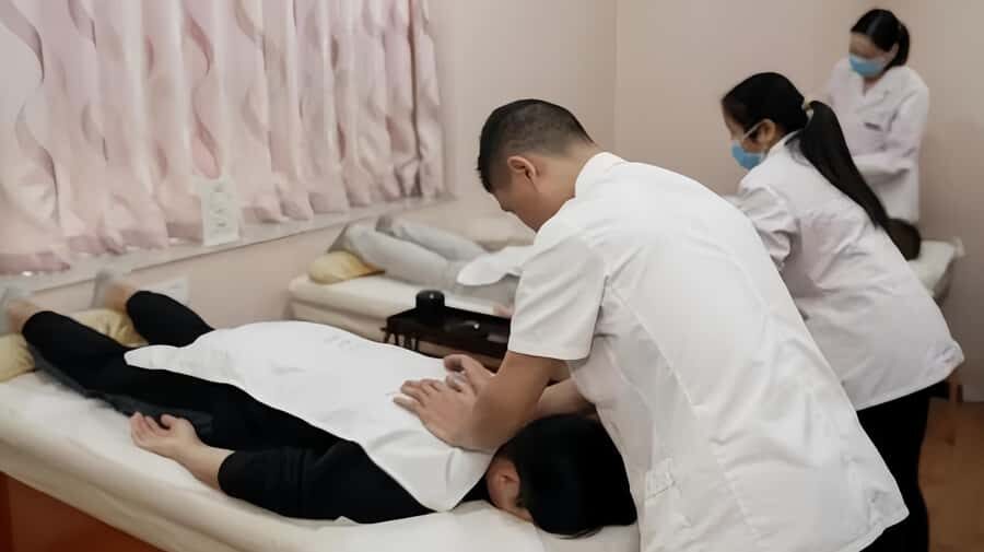 Xian: Huimin Street Tour with Massage & Hotel Pickup - Transportation and Pricing: What’s the Real Value?