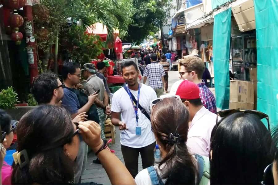 Yogyakarta: 2-Hour Crash Course City Intro on Walking Tour - The Journey with Your Guide