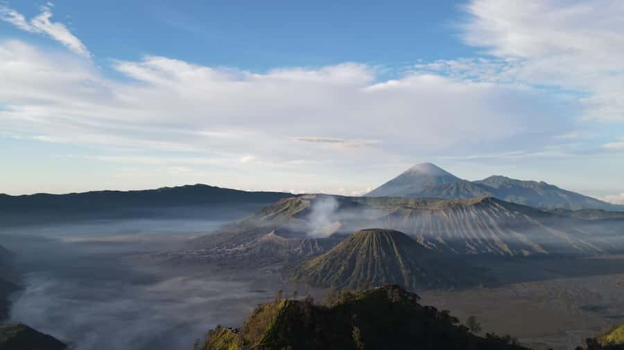 Yogyakarta : 4D3N Overland Tour Bromo + Ijen + Bali + Guide - Key Points