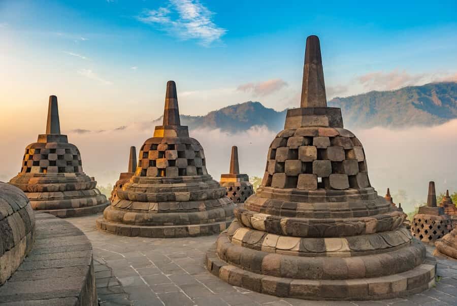 Yogyakarta: Borobudur climb up and Prambanan Temple Tour - Why This Tour Works Well