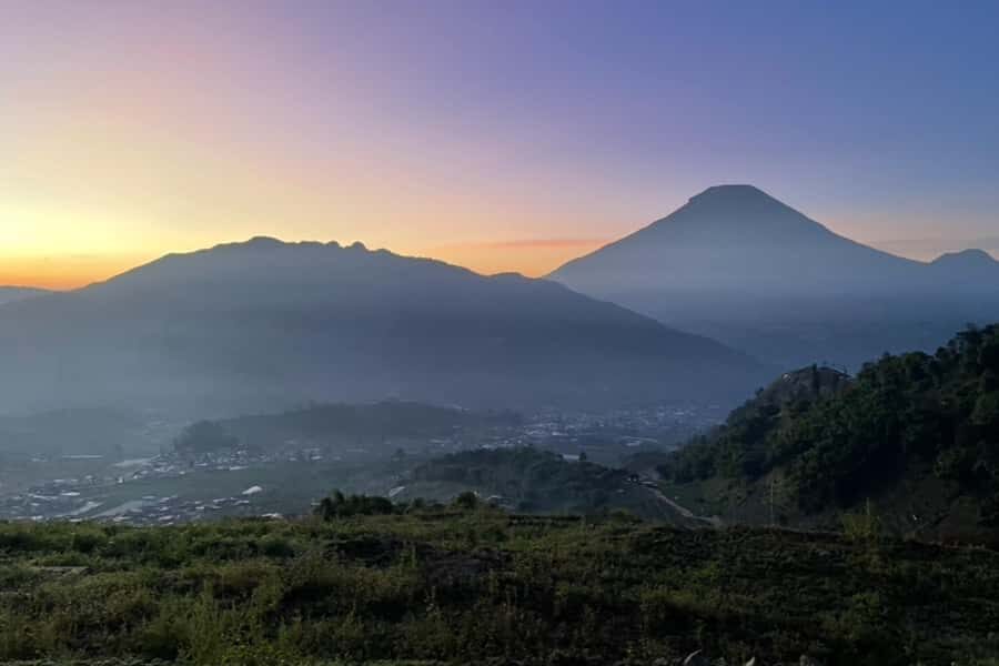Yogyakarta: Dieng Plateau Sunrise & Tea Plantation Day Trip - The Itinerary in Detail