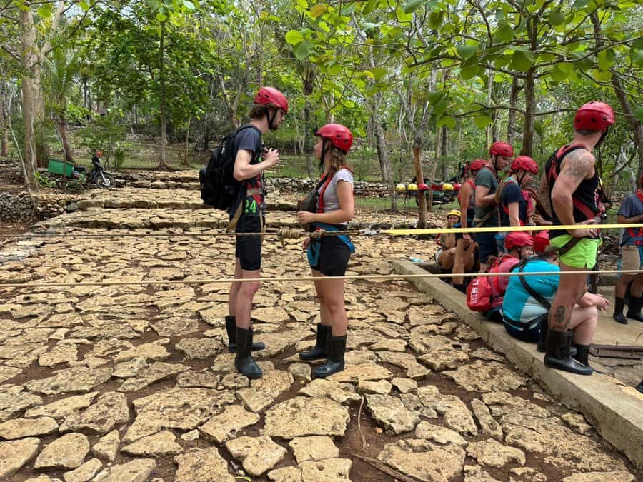 Yogyakarta : Hightlights Jomblang Cave and Timang Beach Tour - Authentic Perspectives from Travelers