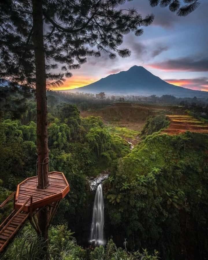 YOGYAKARTA; KEDUNG KAYANG WATERFALL AND SELOGRIYO TEMPLE. - The Itinerary in Detail